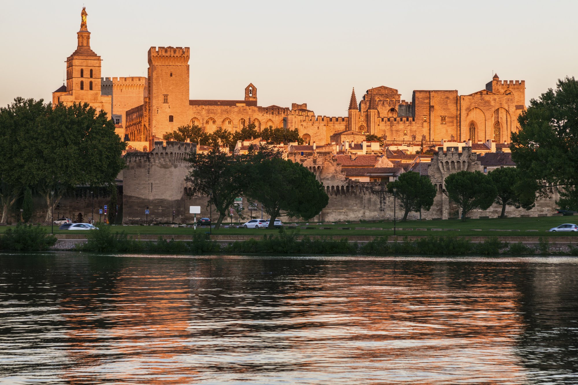 Avignon – Südfrankreichs Flair | Magazin | nicko cruises