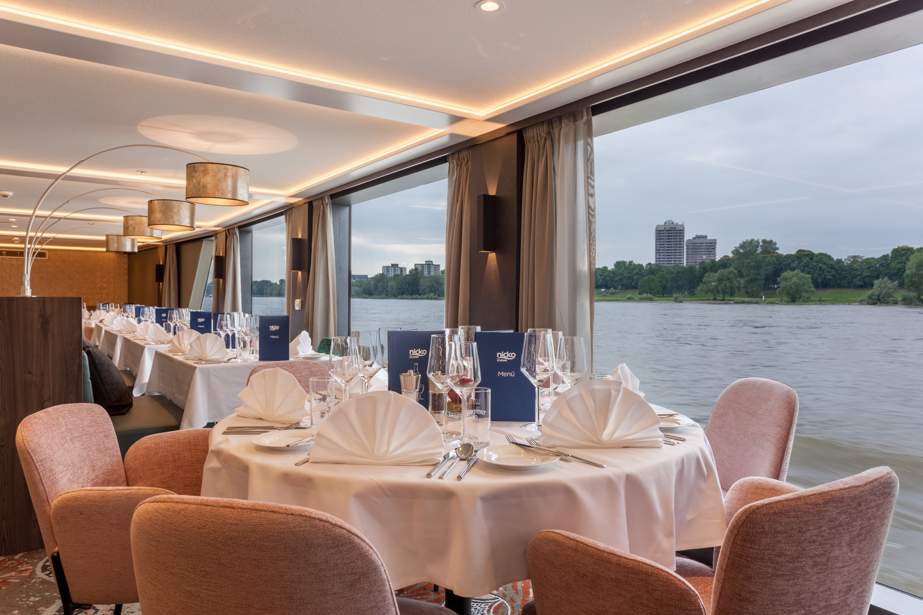 Unsere nickoSPIRIT auf dem Rhein | Magazin | nicko cruises